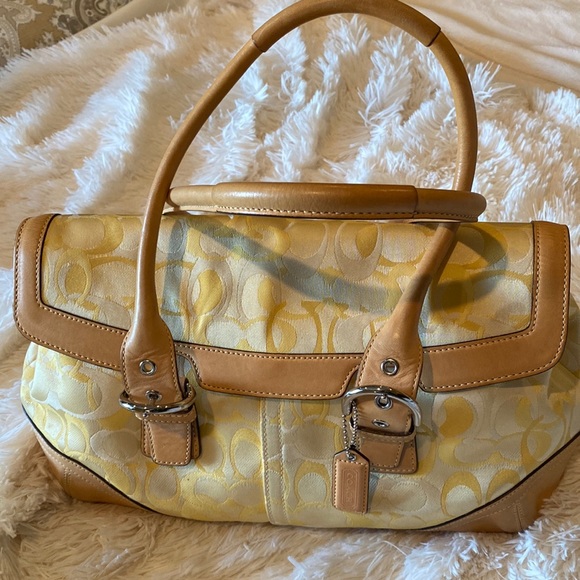 Coach | Bags | Coach Cloth Purse Yellow Cloth Inner Lining In Perfect ...
